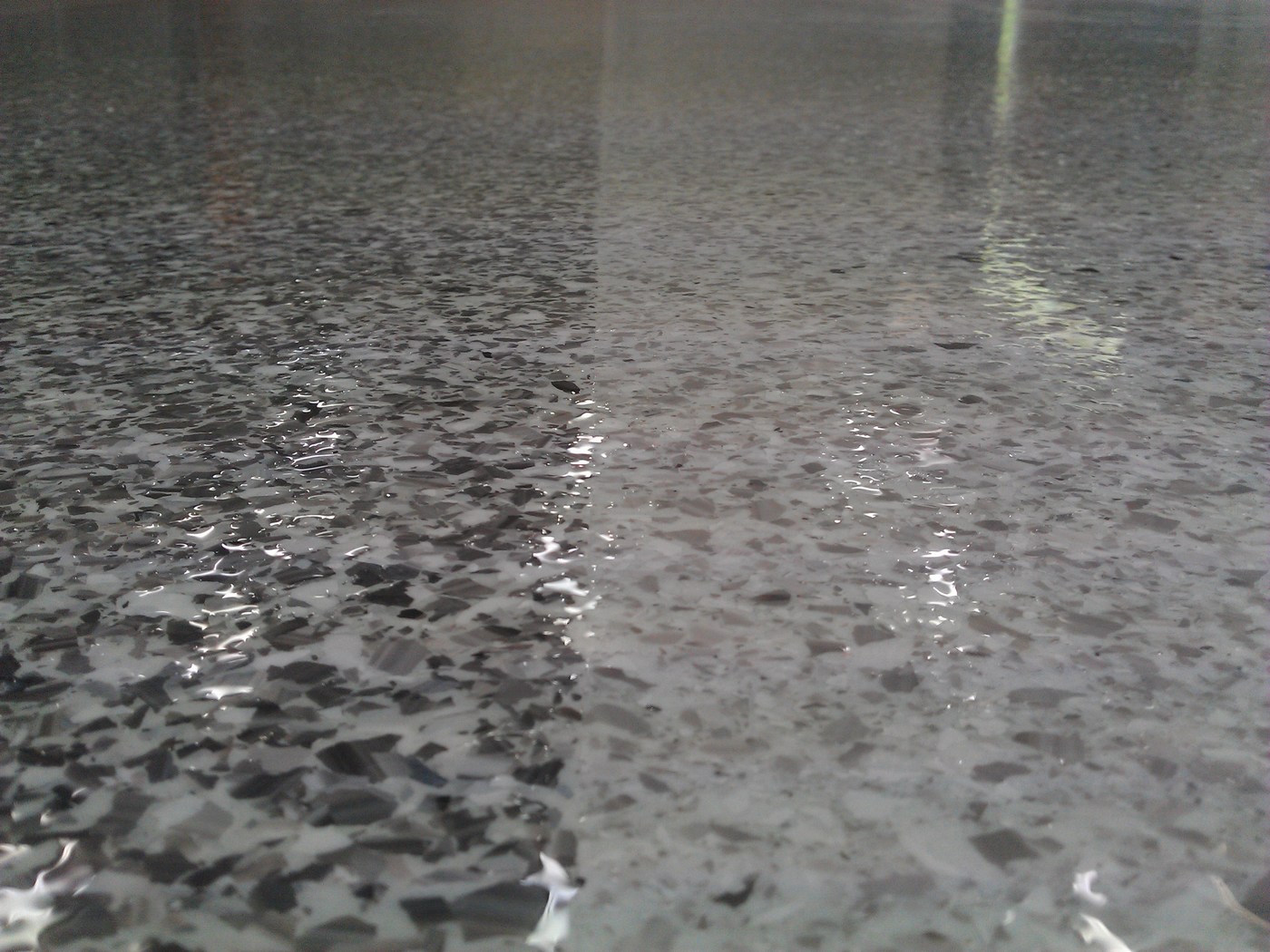 Natural Stone & Seamless Flake | Advanced Resurfacing Technology